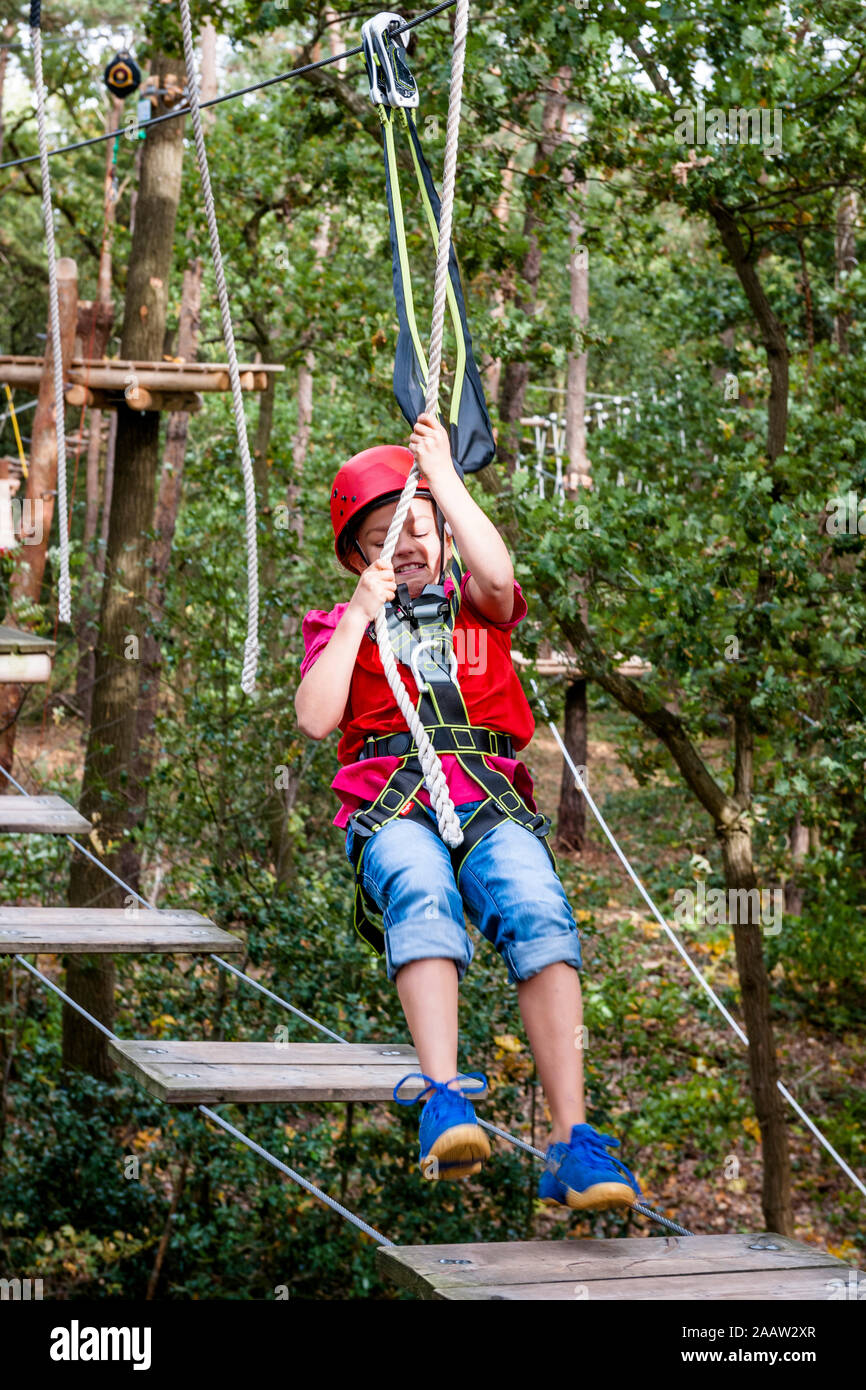 Rope girl balancing hi-res stock photography and images - Alamy