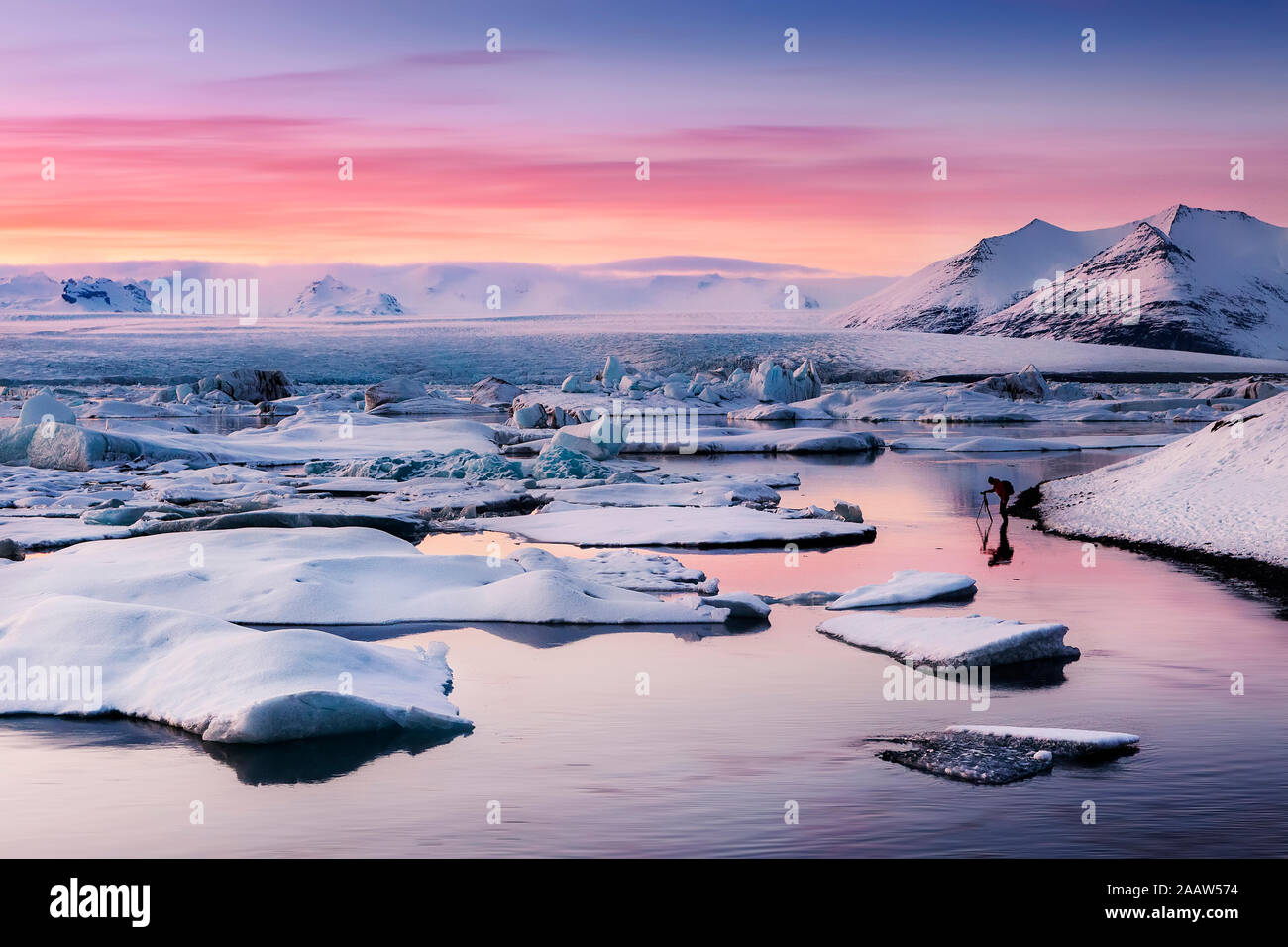 Frozen atmosphere hi-res stock photography and images - Alamy