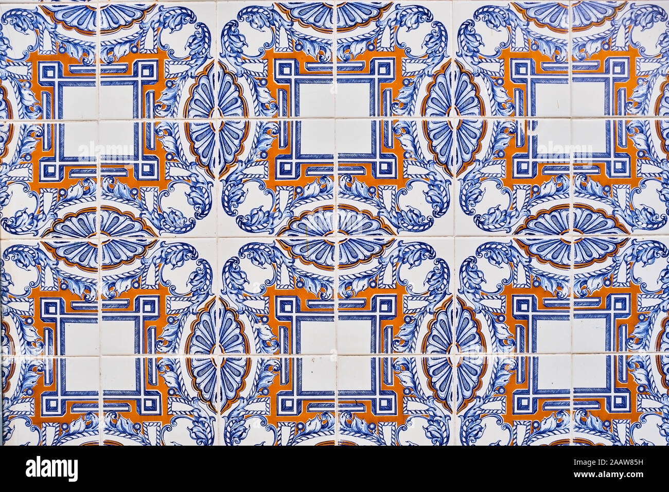Azulejo image hi-res stock photography and images - Alamy