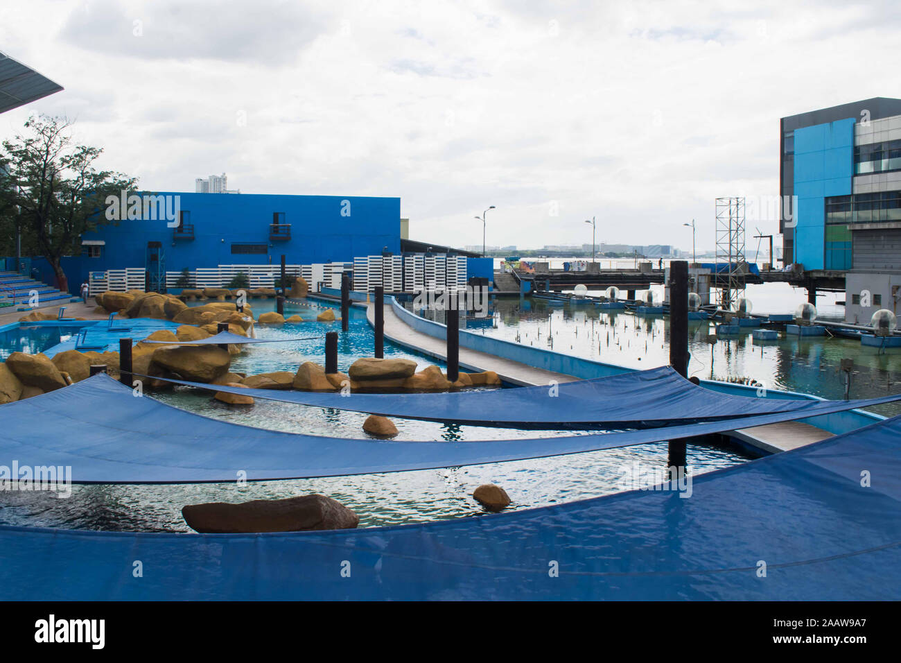 OCT. 26, 2019-MANILA PHILIPPINES : Outside the Manila Ocean Park ...