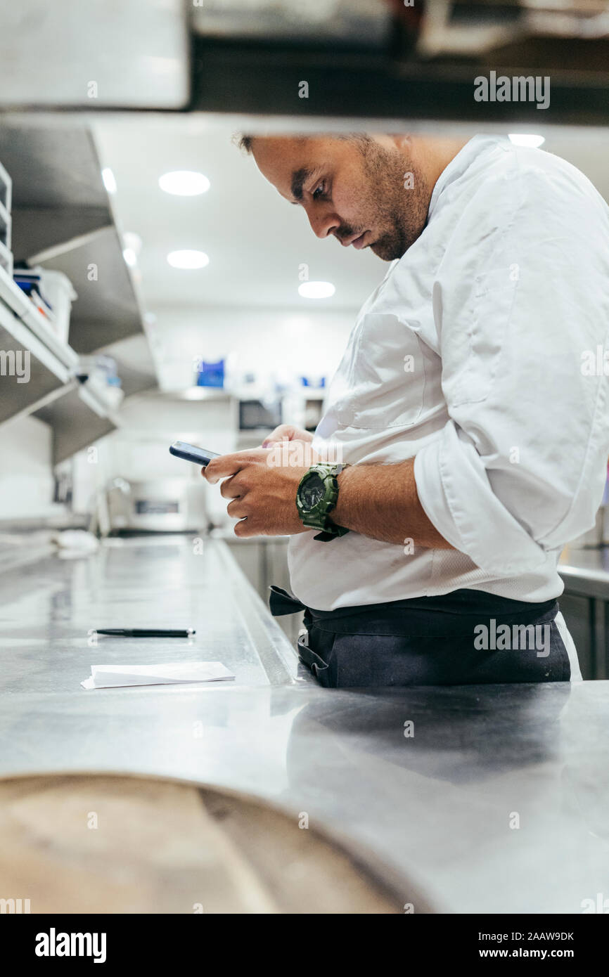 Social chef hi-res stock photography and images - Alamy