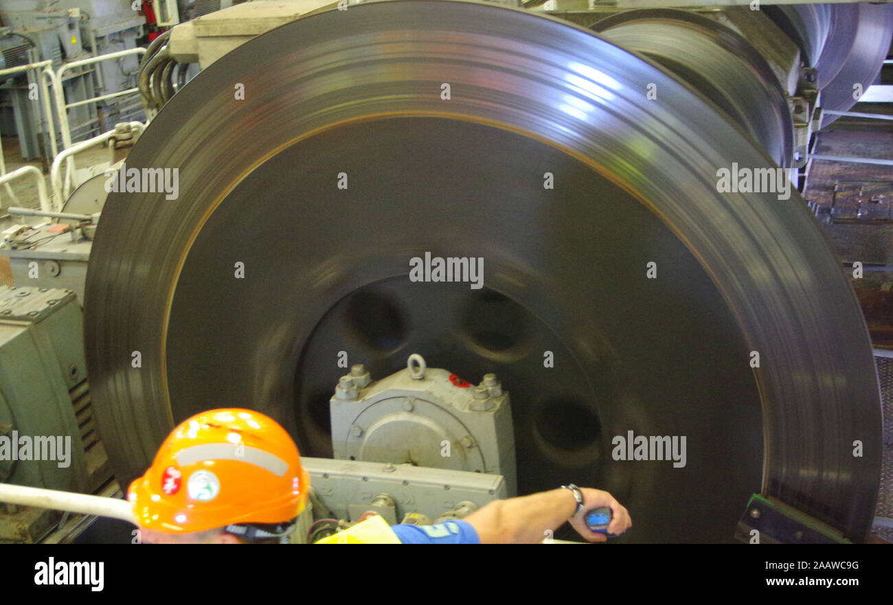 Big brake discs hi-res stock photography and images - Alamy