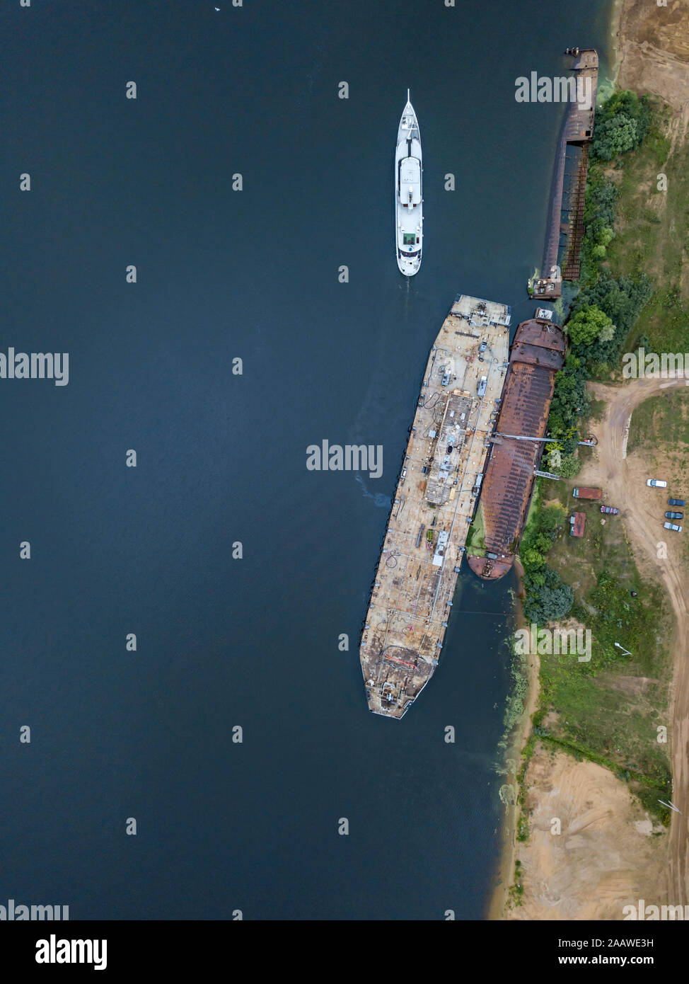 Elevated view of volga river town hi-res stock photography and images ...