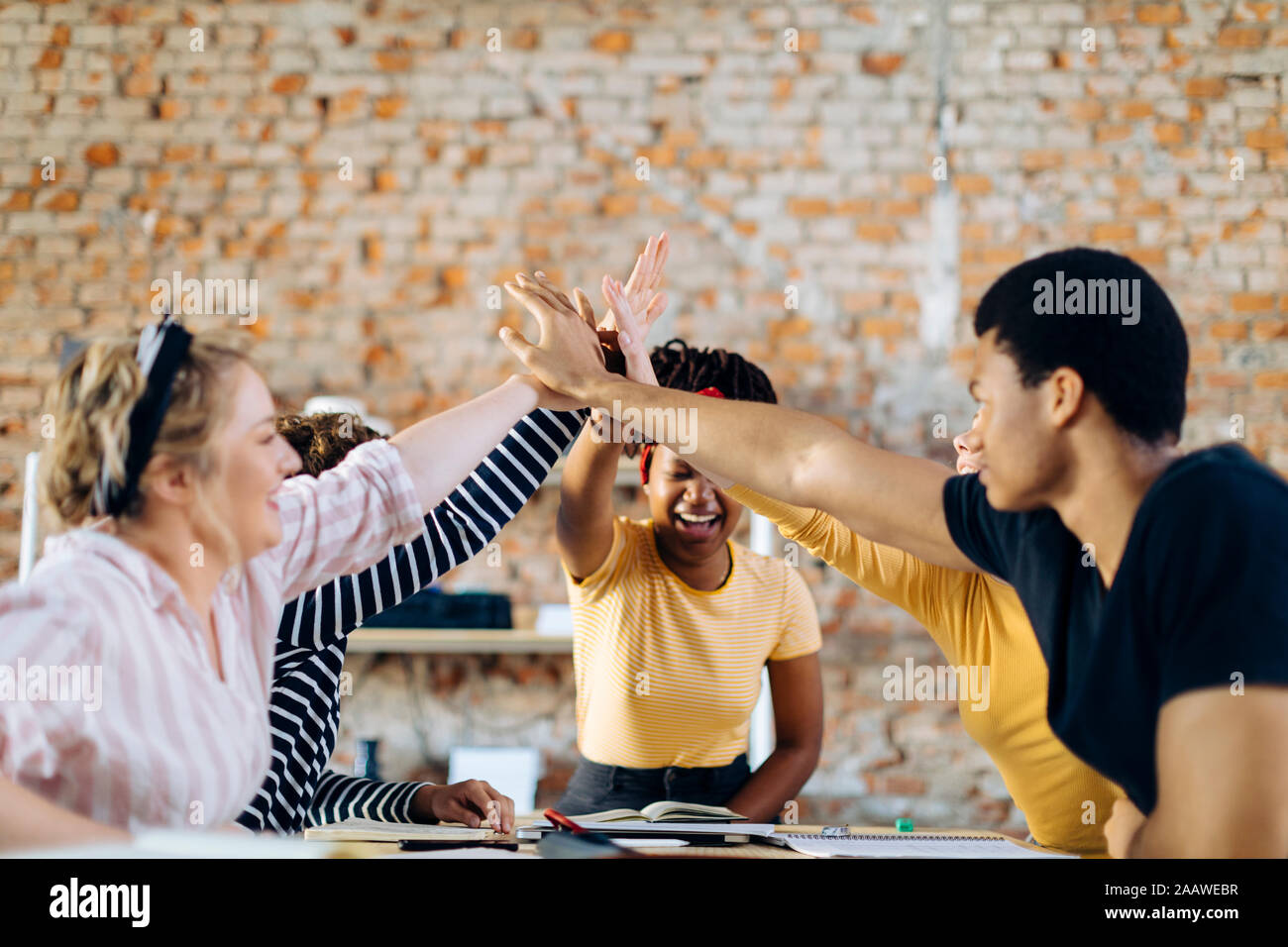 Informal bonding hi-res stock photography and images - Alamy