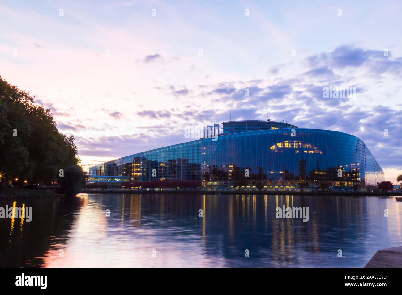 Louise weiss building hi-res stock photography and images - Alamy
