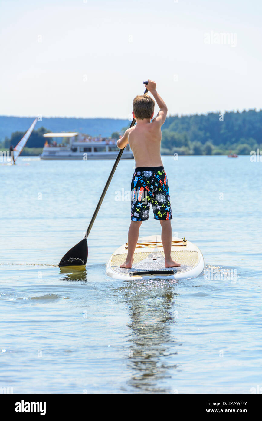 Sup board hi-res stock photography and images - Alamy