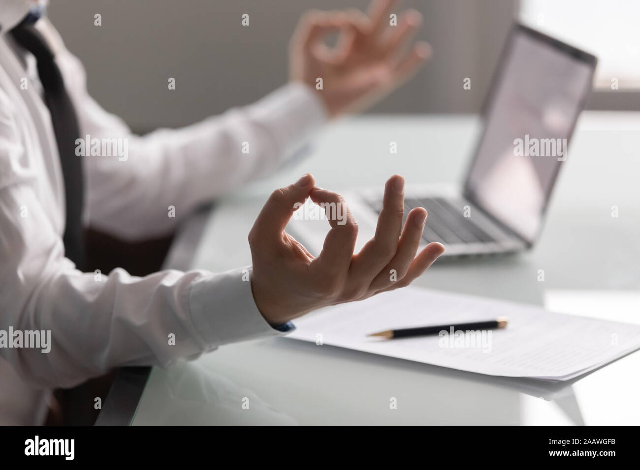 Employee physical activity office hi-res stock photography and images ...