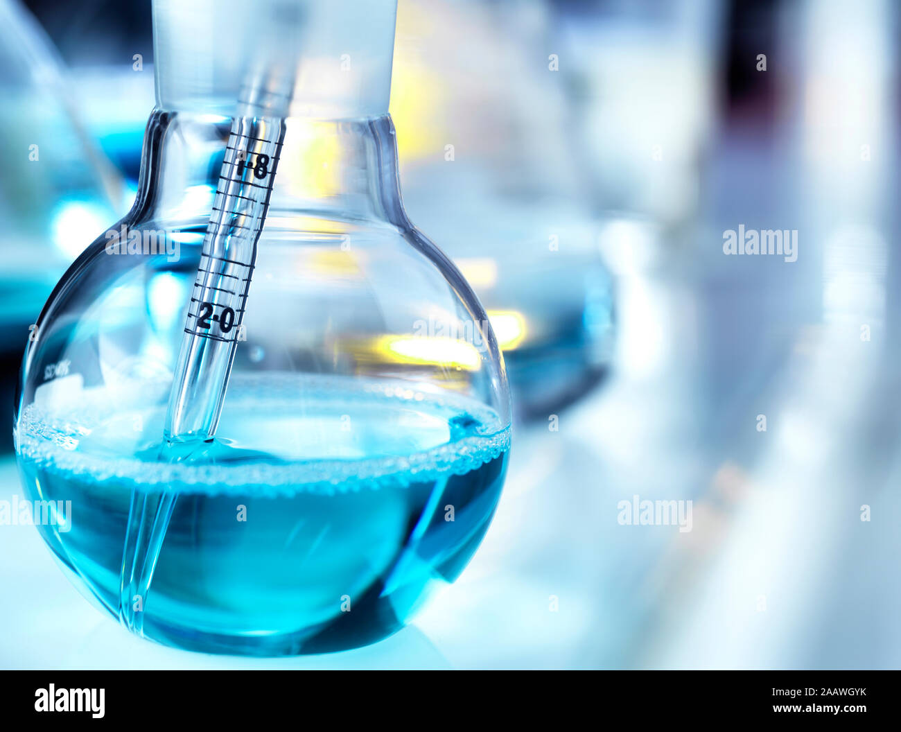 Close up pipette in test hi-res stock photography and images - Alamy