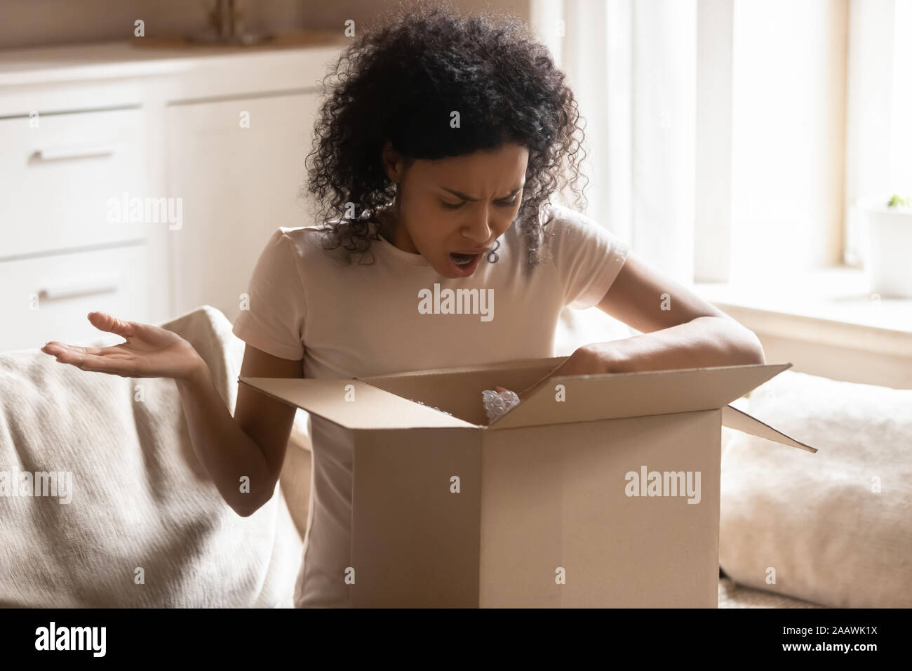 Wrong purchase hi-res stock photography and images - Alamy