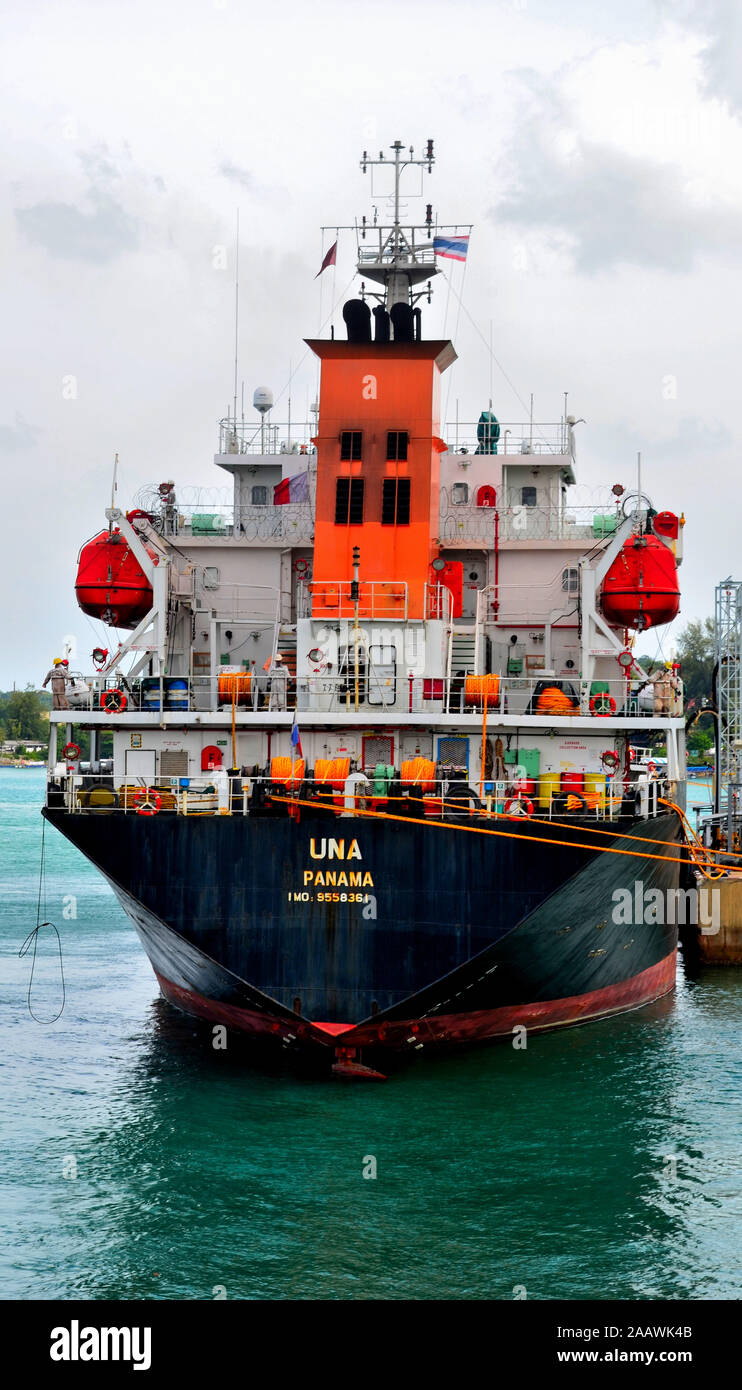 Dolphin pier hi-res stock photography and images - Alamy