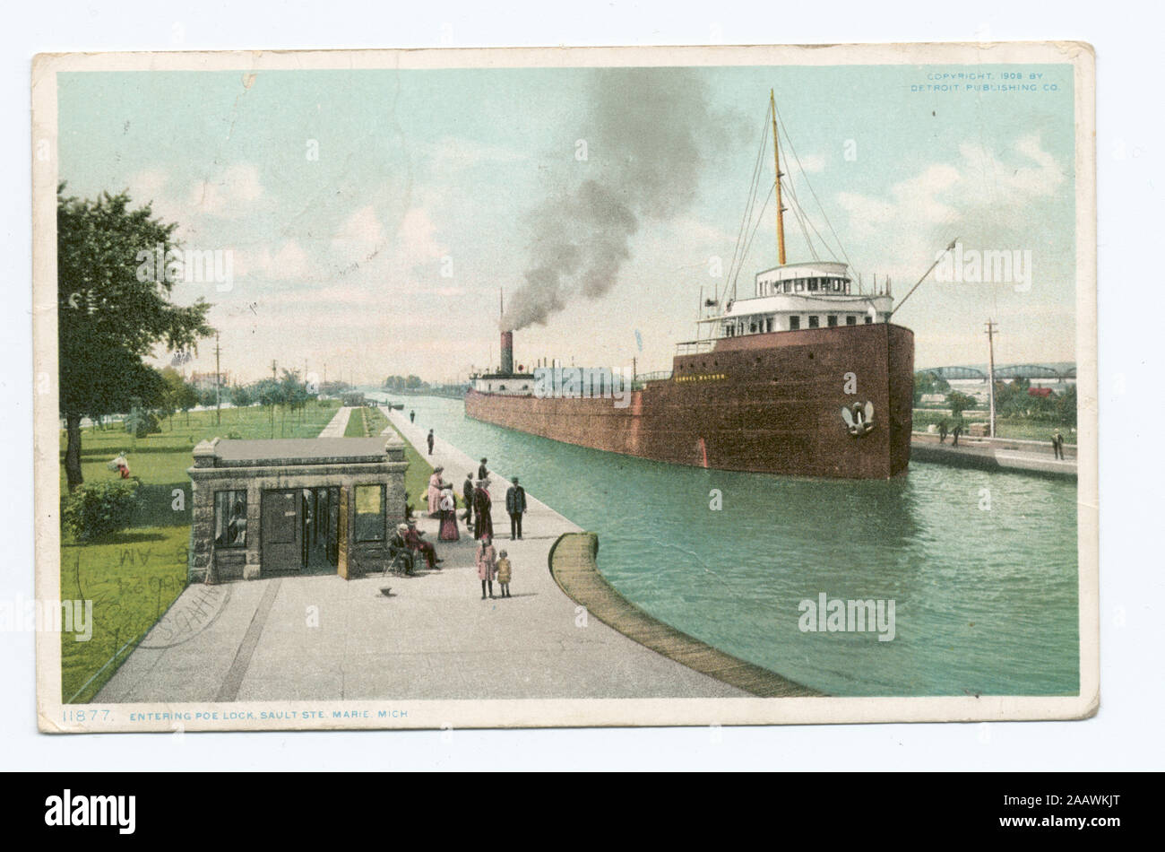 Entering poe lock hi-res stock photography and images - Alamy