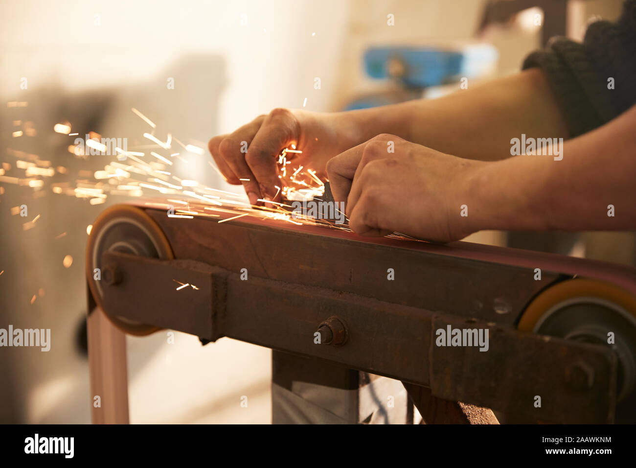 Grinding man production industry one skill hi-res stock photography and ...