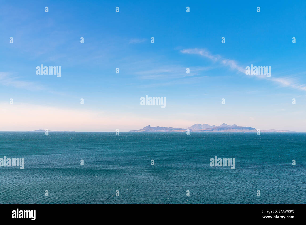 Muck island scotland hi-res stock photography and images - Alamy