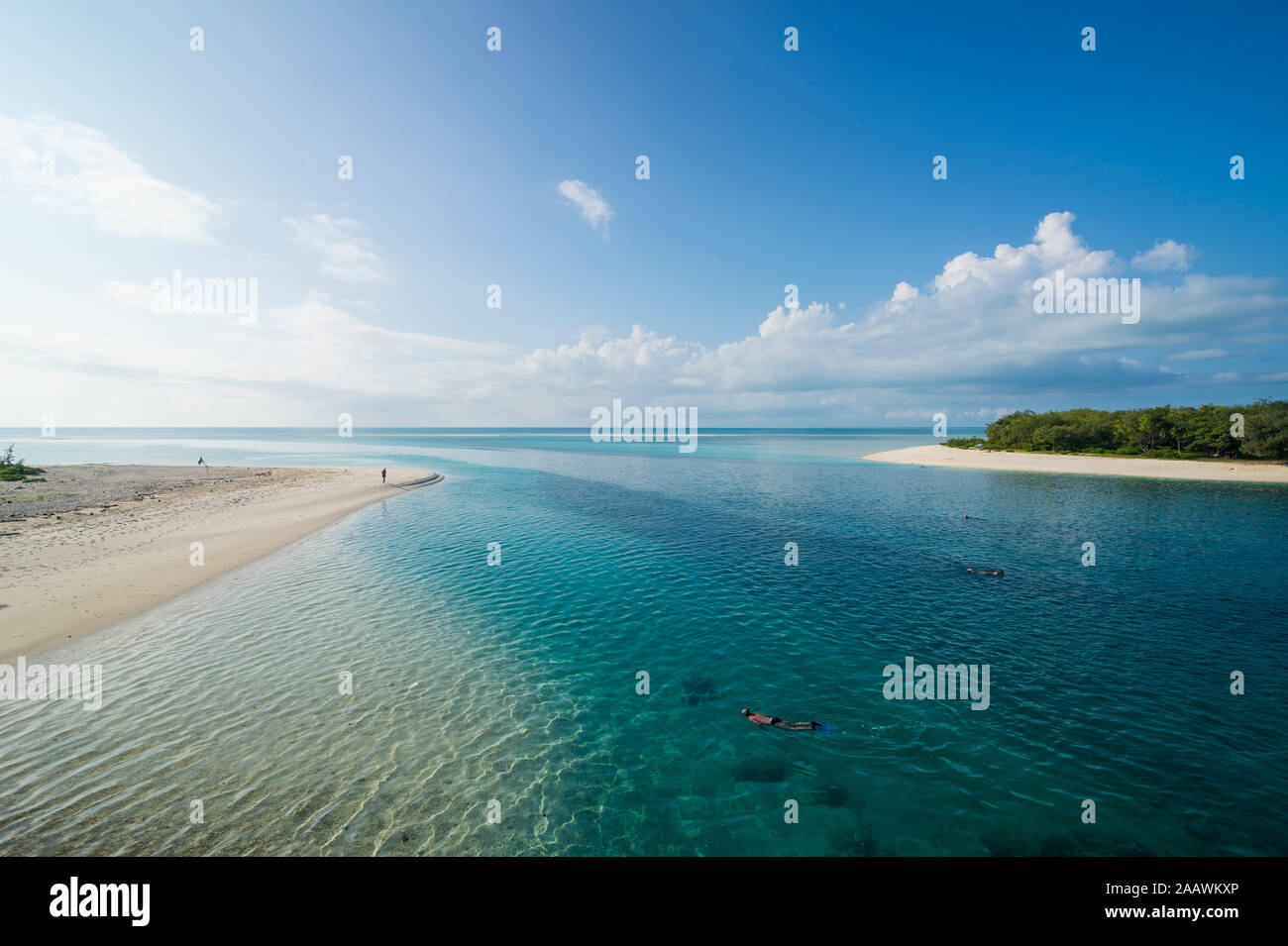 Scenic view of beautiful lagoon of Ouvea, Loyalty Islands, New ...