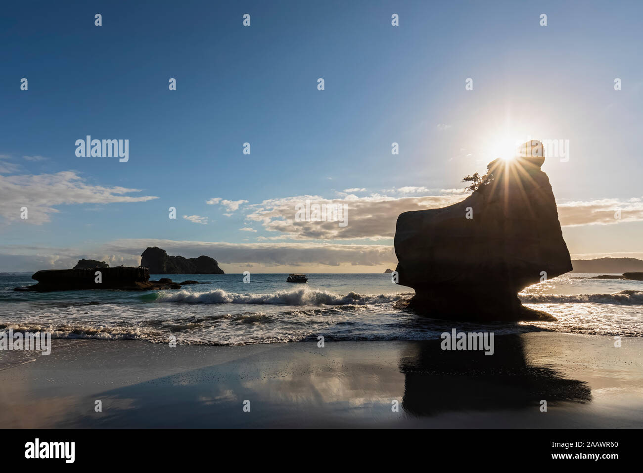 New Zealand, North Island, Waikato, Silhouette of Smiling Sphinx Rock ...