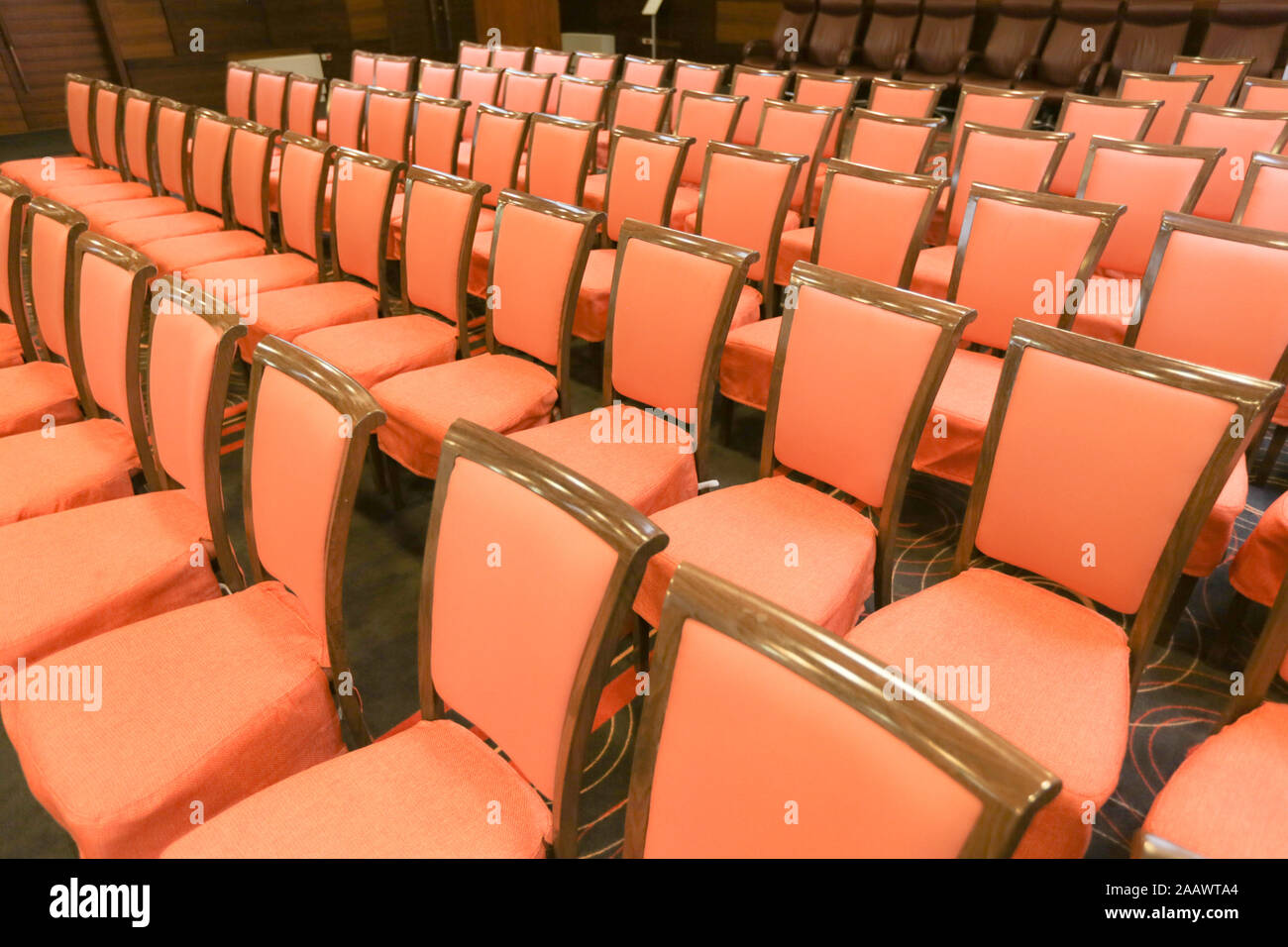 Empty computer classroom seats hi-res stock photography and images - Alamy