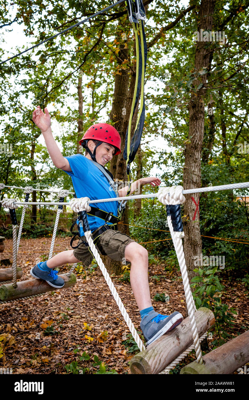 Boy 10 11 forest hi-res stock photography and images - Alamy