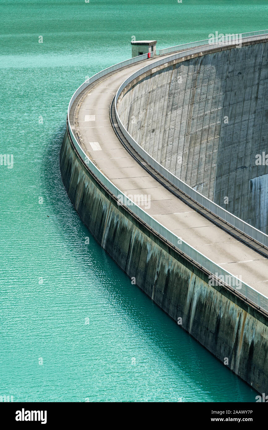 Dam architecture hi-res stock photography and images - Alamy