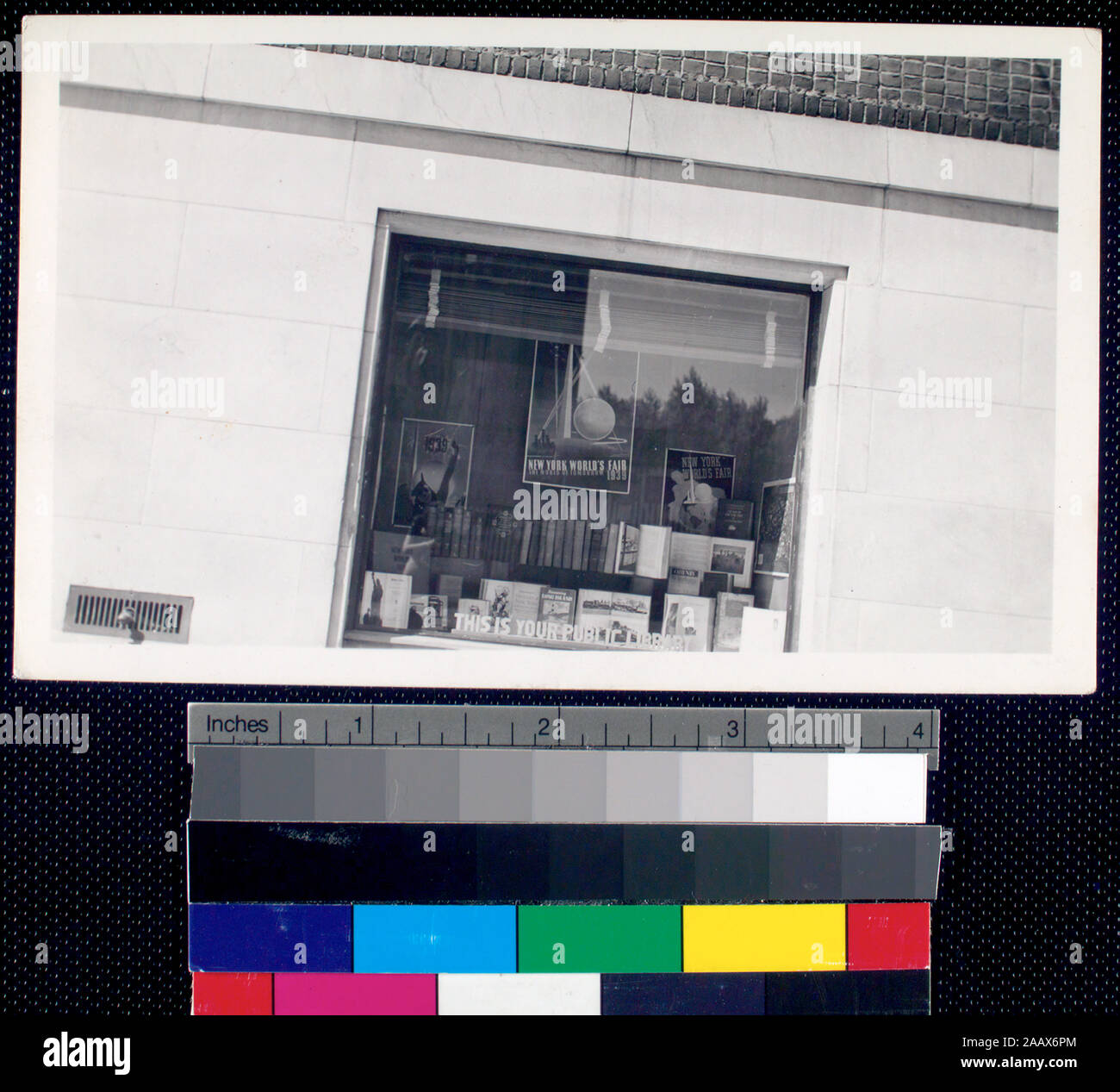 Exterior, window display on New York World's Fair Exterior, window ...