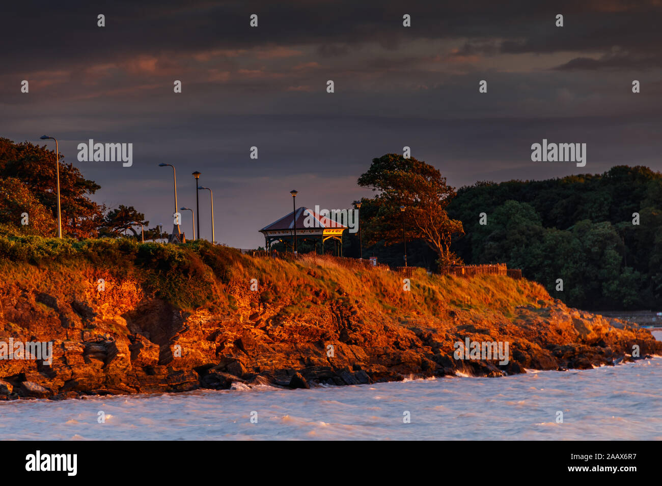 Bandstand railings hi-res stock photography and images - Alamy