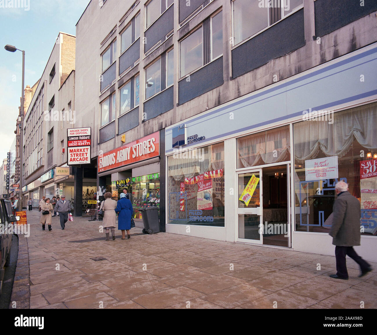 Pre pedestrianised Briggate, Street Scenes in Leeds City centre in 1988 ...