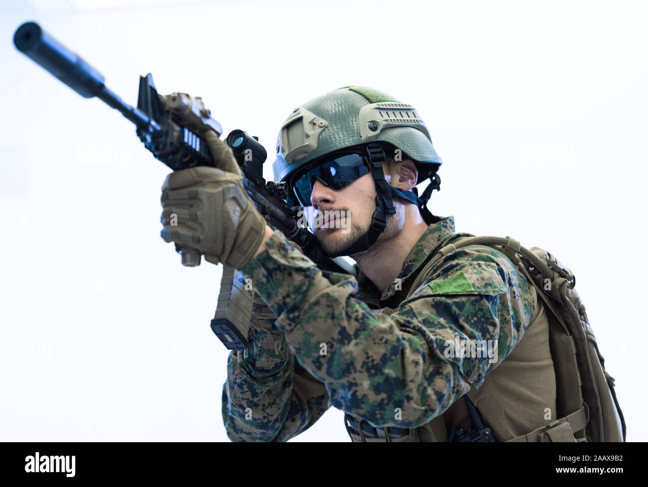modern warfare american marines soldier aiming on laseer sight optics ...
