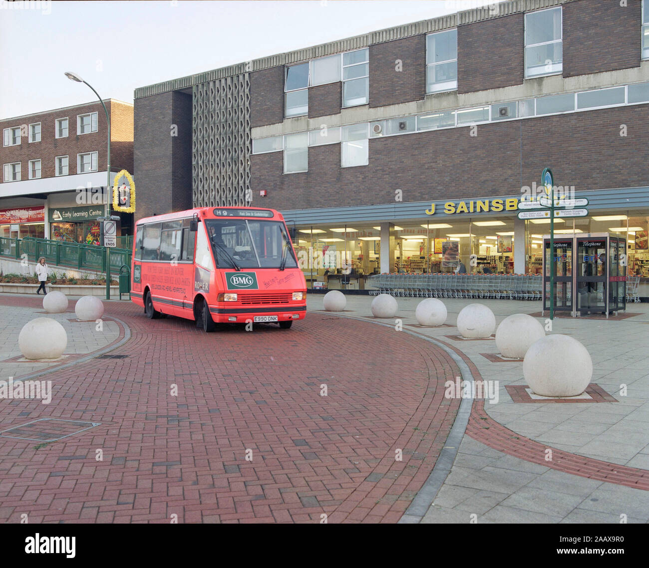 Hemel hempstead 1990s hi-res stock photography and images - Alamy