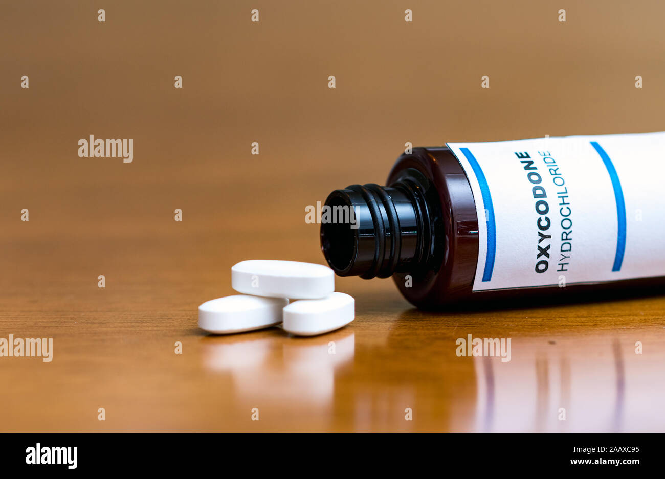 Prescription bottle hi-res stock photography and images - Alamy