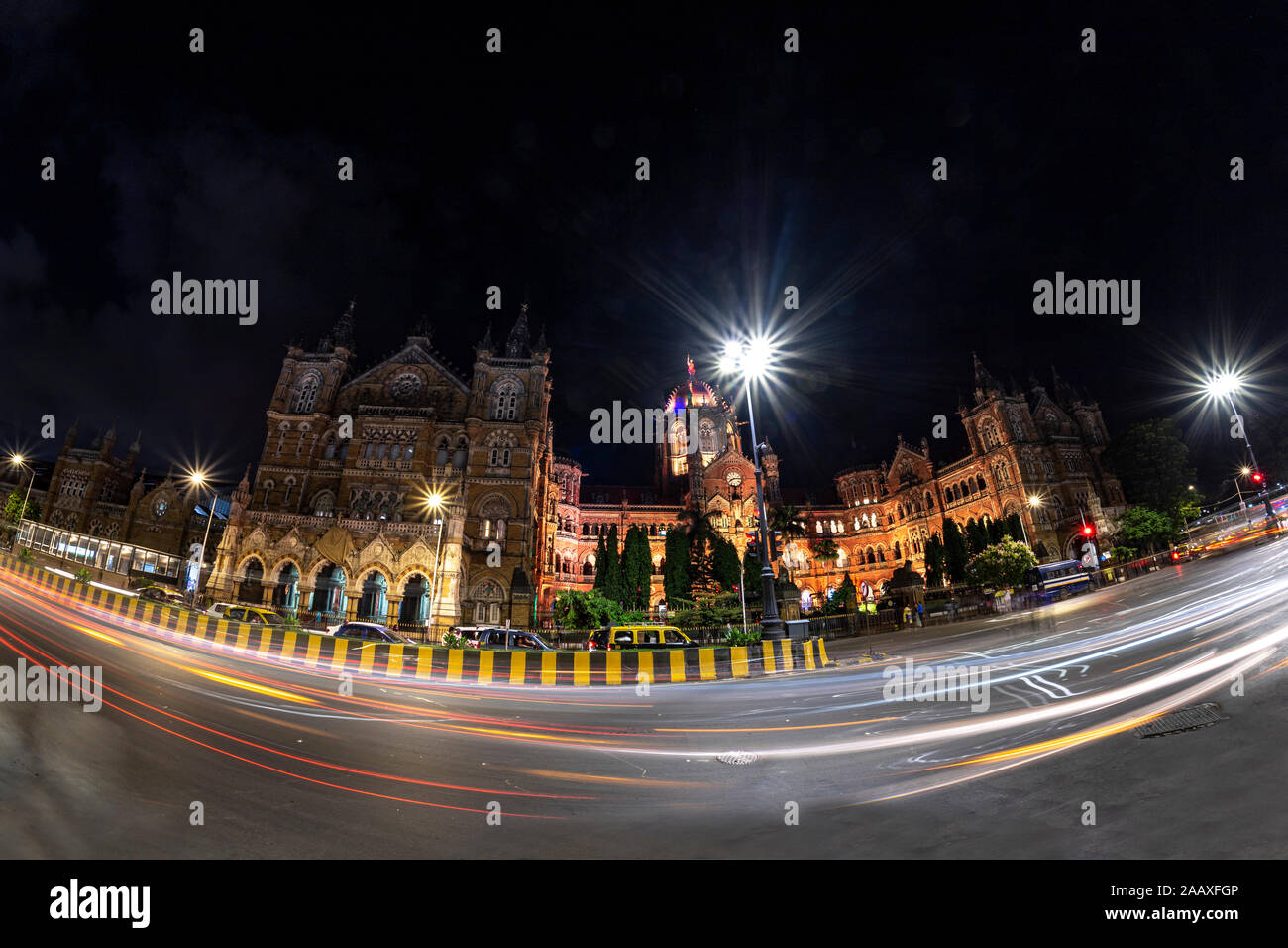 Night view chhatrapati shivaji terminus hi-res stock photography and ...