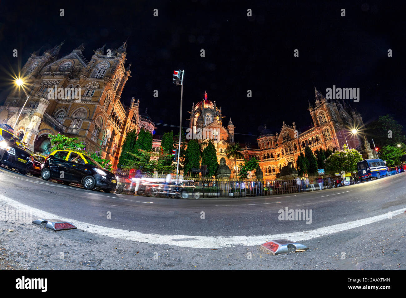 Mumbai night view hi-res stock photography and images - Alamy
