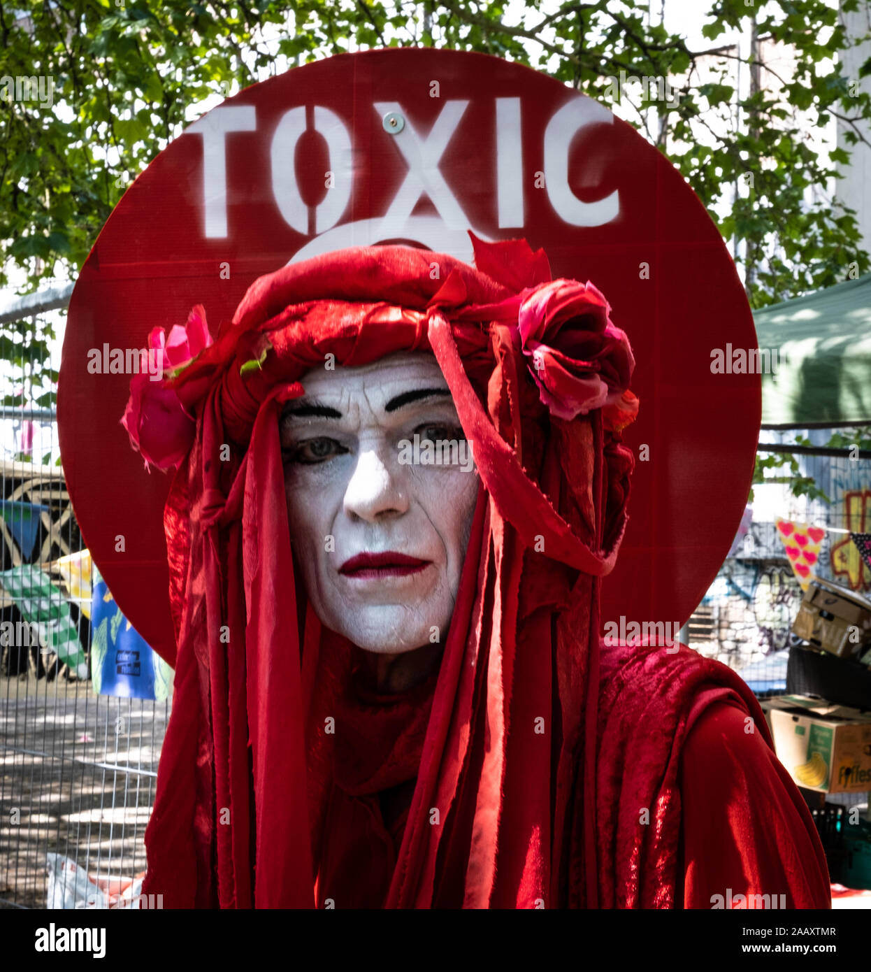 Xr red people hi-res stock photography and images - Alamy