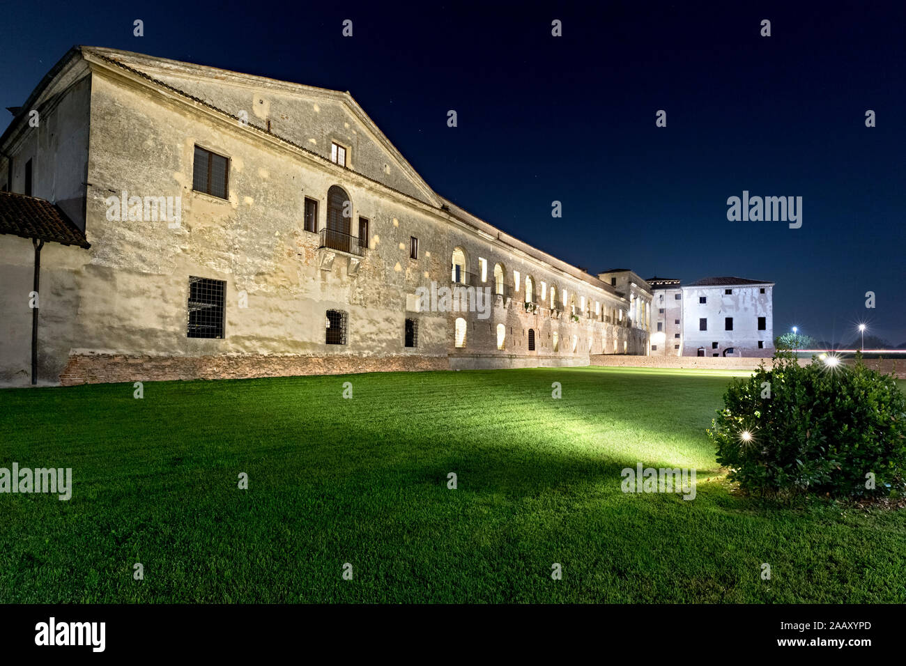 Symbols of renaissance hi-res stock photography and images - Alamy