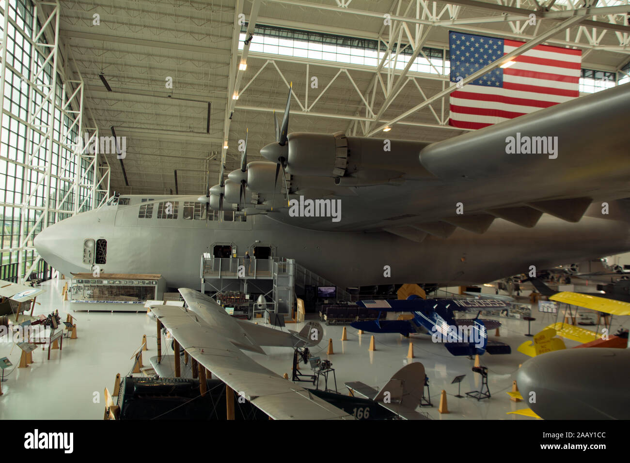 The Spruce Goose at the Evergreen Aviation and Space Museum in Oregon ...
