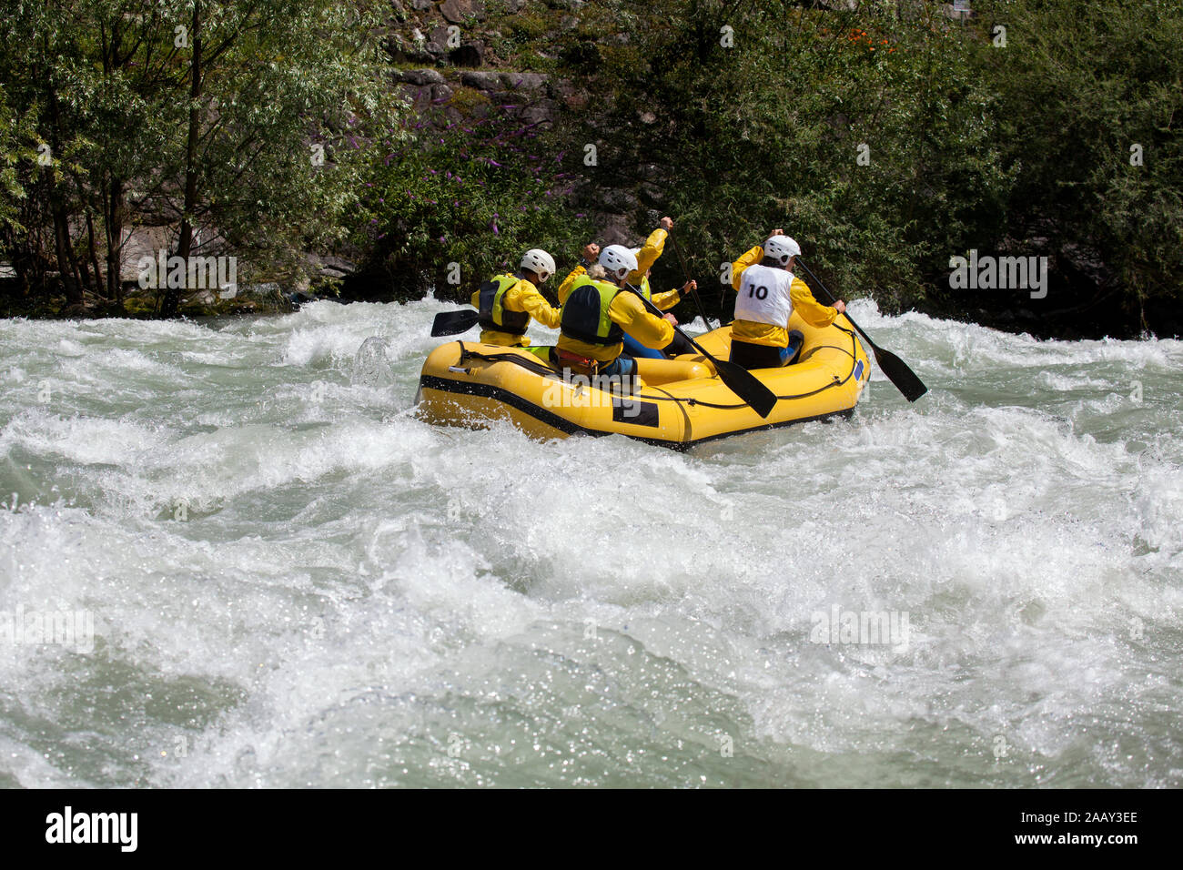 Raft race rafting hi-res stock photography and images - Alamy