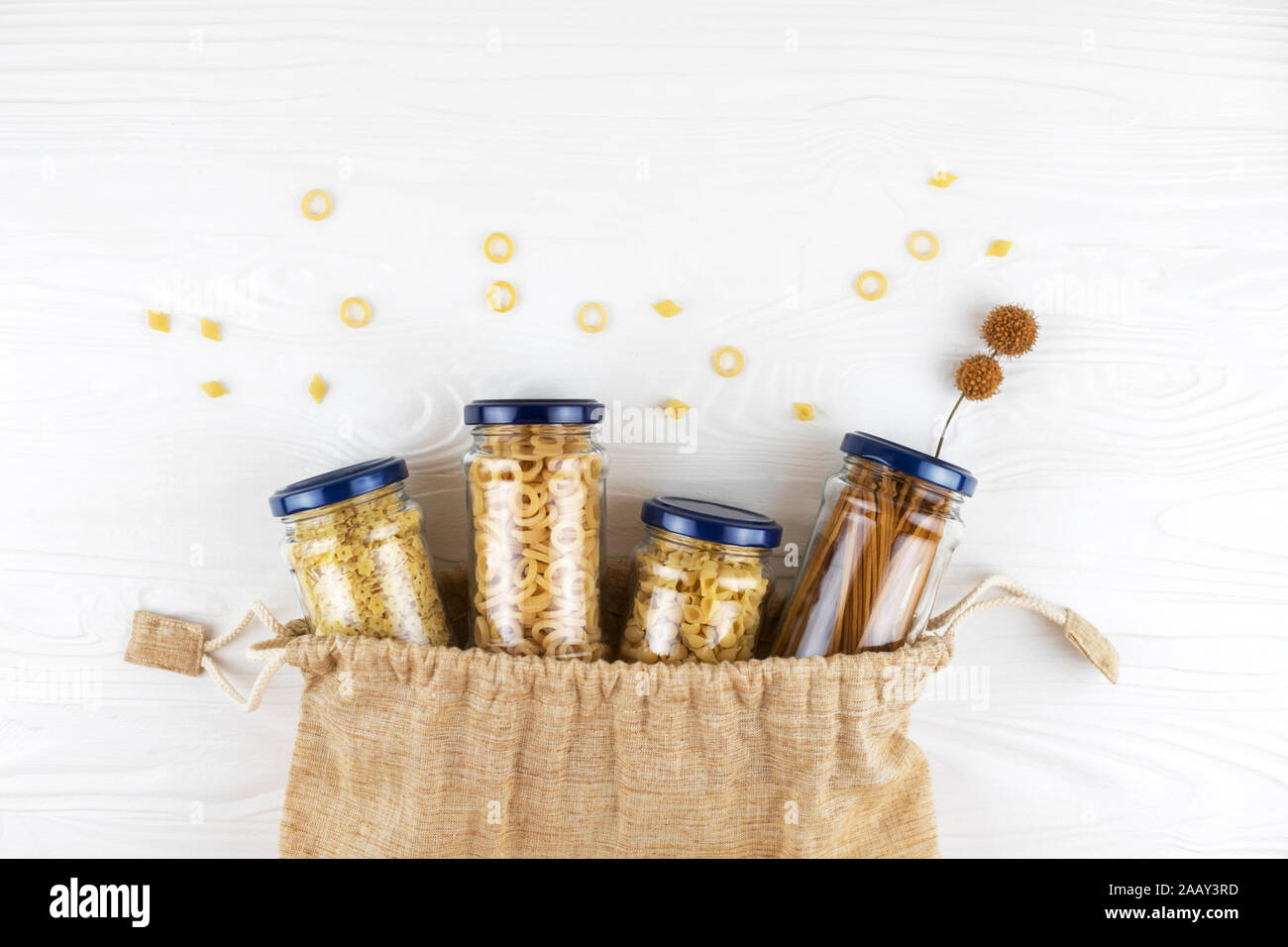 Bulk bag of pasta hi-res stock photography and images - Alamy