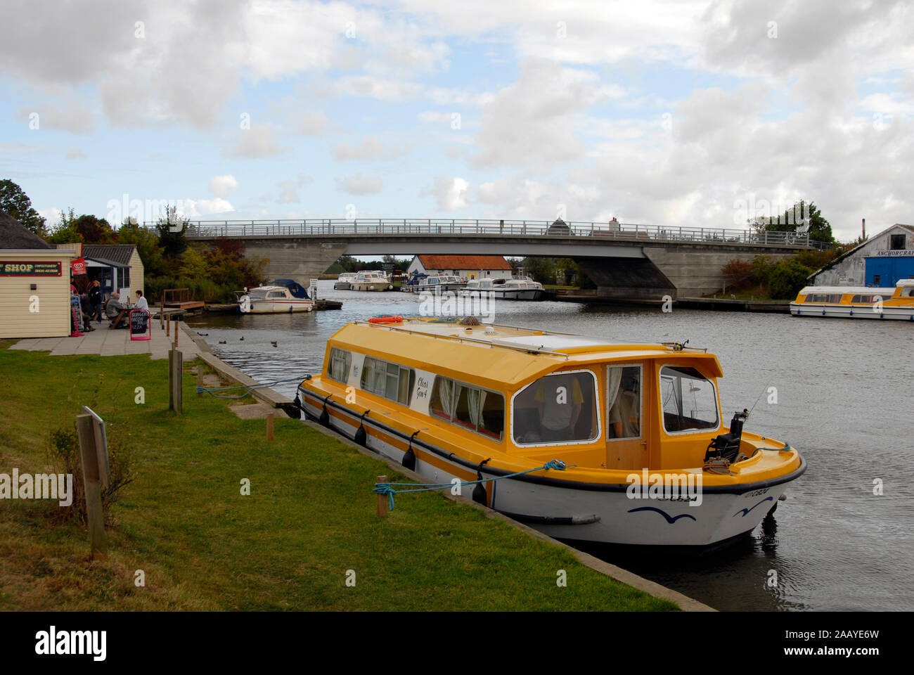 Motor vessels hi-res stock photography and images - Alamy