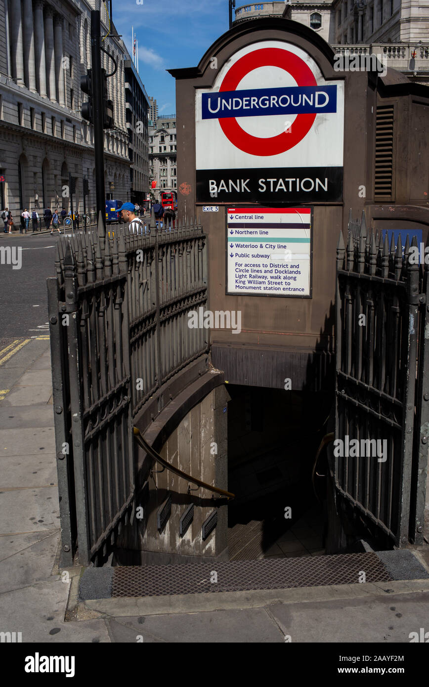 Bank underground station entrance london hi-res stock photography and ...