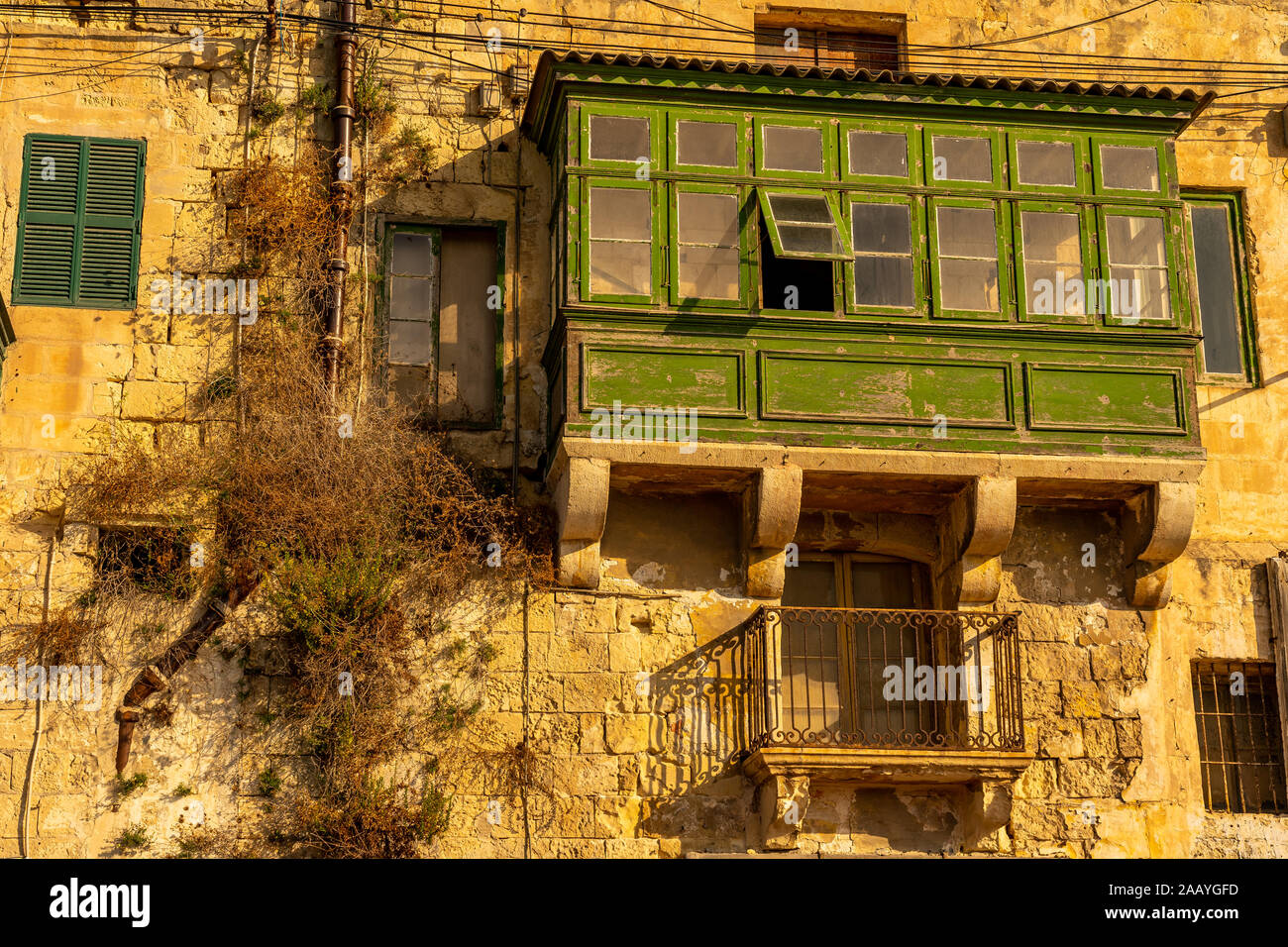 beautiful windows in valetta, malta Stock Photo - Alamy