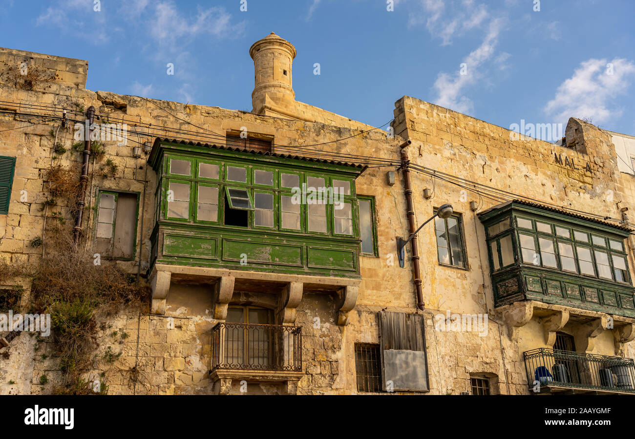 beautiful windows in valetta, malta Stock Photo - Alamy