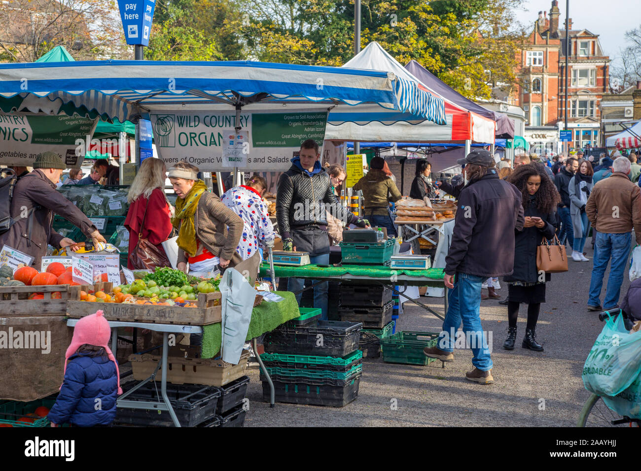 Farmers market london uk hi-res stock photography and images - Alamy