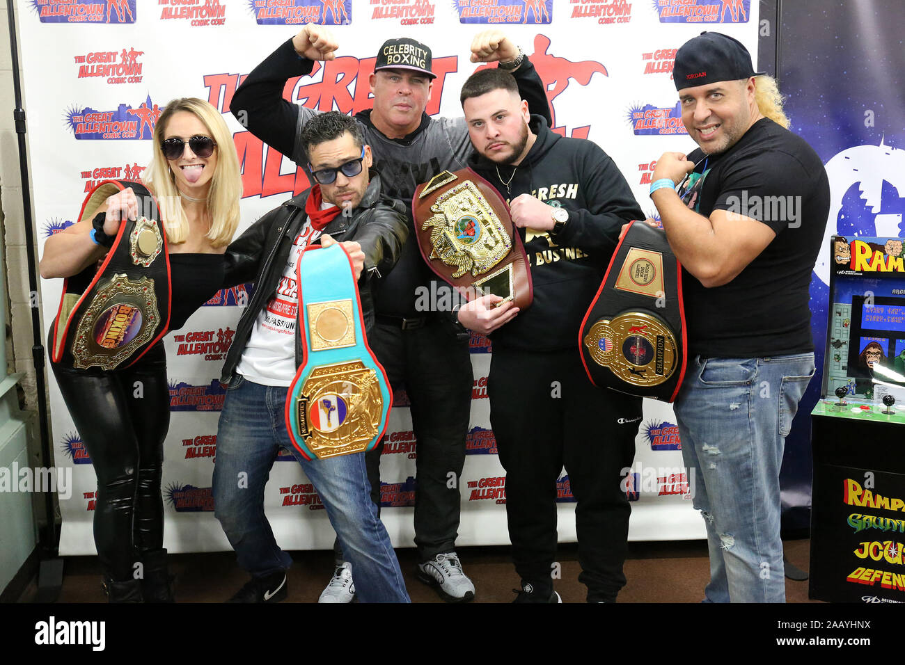 Allentown, PA, USA. 23rd Nov, 2019. Celebrity Boxing CEO Damon Feldman ...
