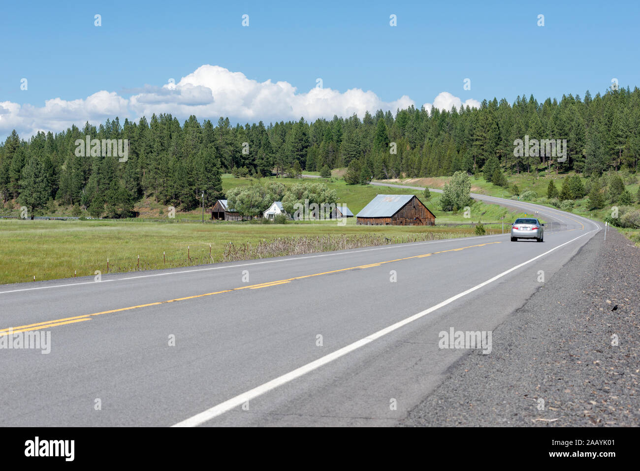 Rural highway hi-res stock photography and images - Alamy