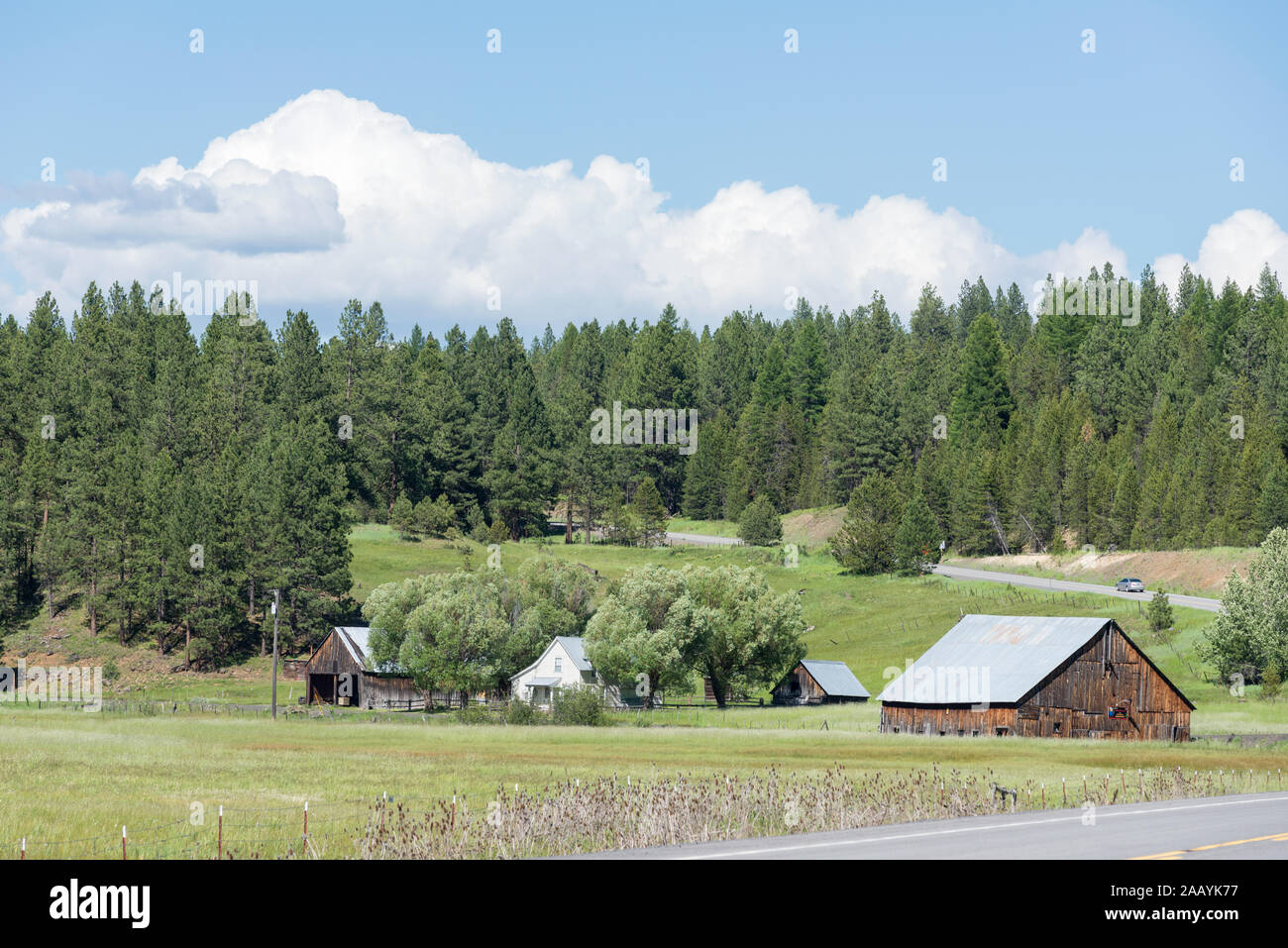 Old highway 20 hi-res stock photography and images - Alamy