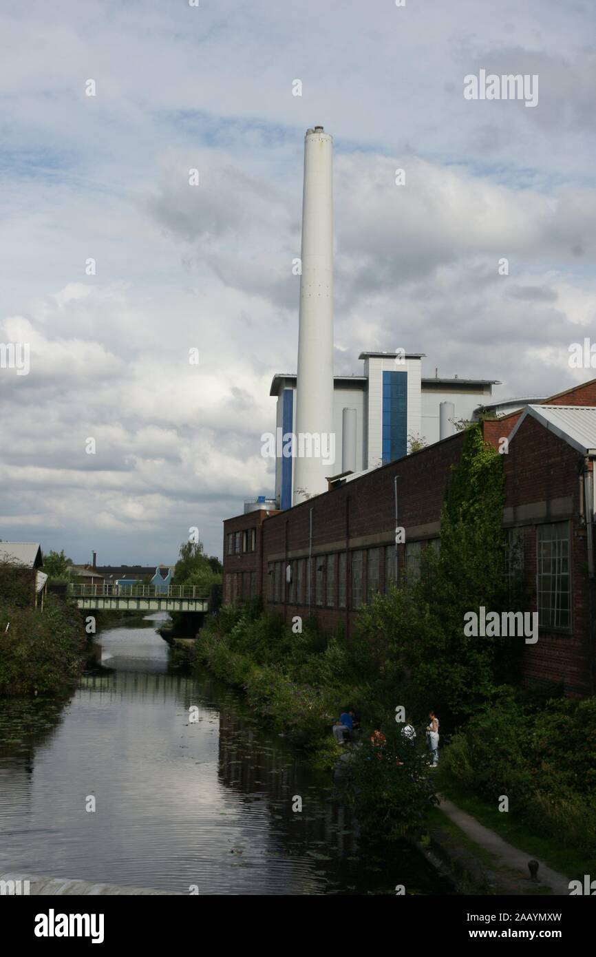 Dry dock for canal boats hi-res stock photography and images - Alamy
