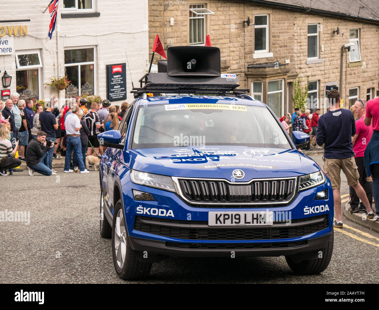Cycle Race Support Car High Resolution Stock Photography and Images - Alamy