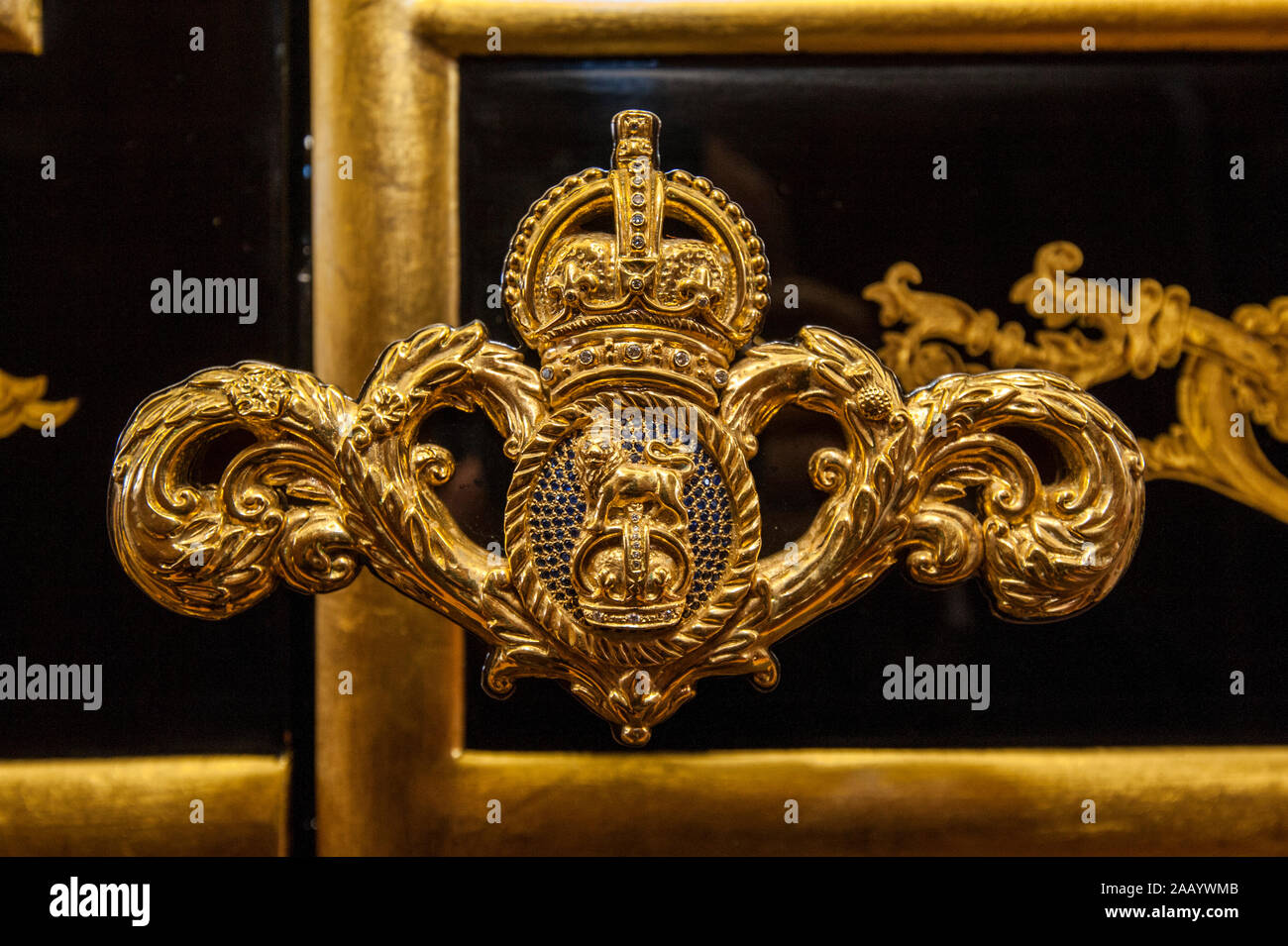 State coach britannia hi-res stock photography and images - Alamy