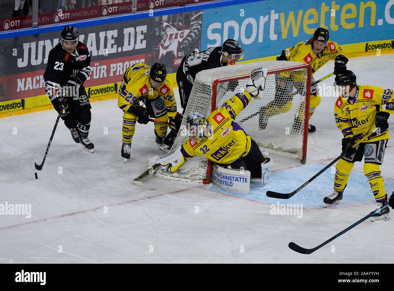 Colin smith hi-res stock photography and images - Alamy