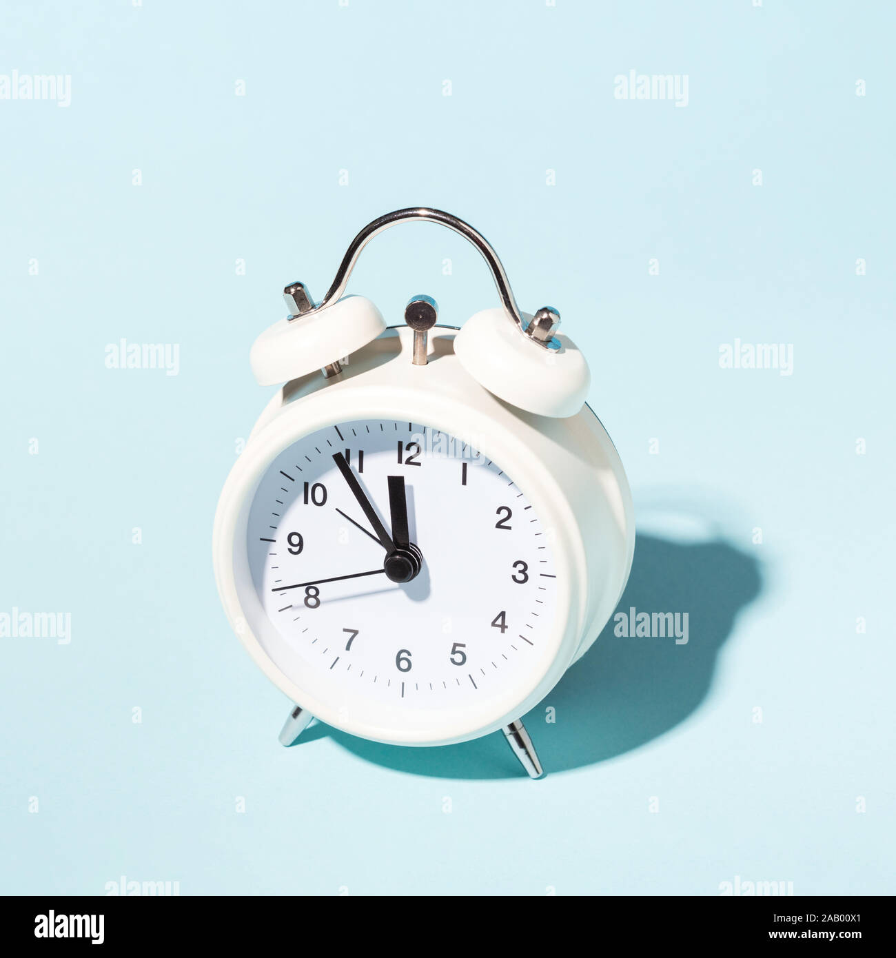 Light blue alarm clock hi-res stock photography and images - Alamy