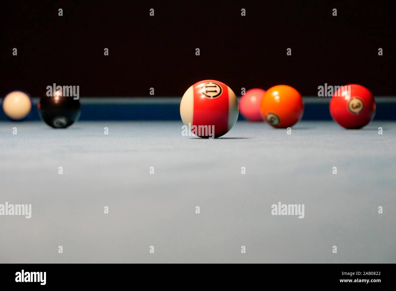 Billiard table icon hi-res stock photography and images - Alamy