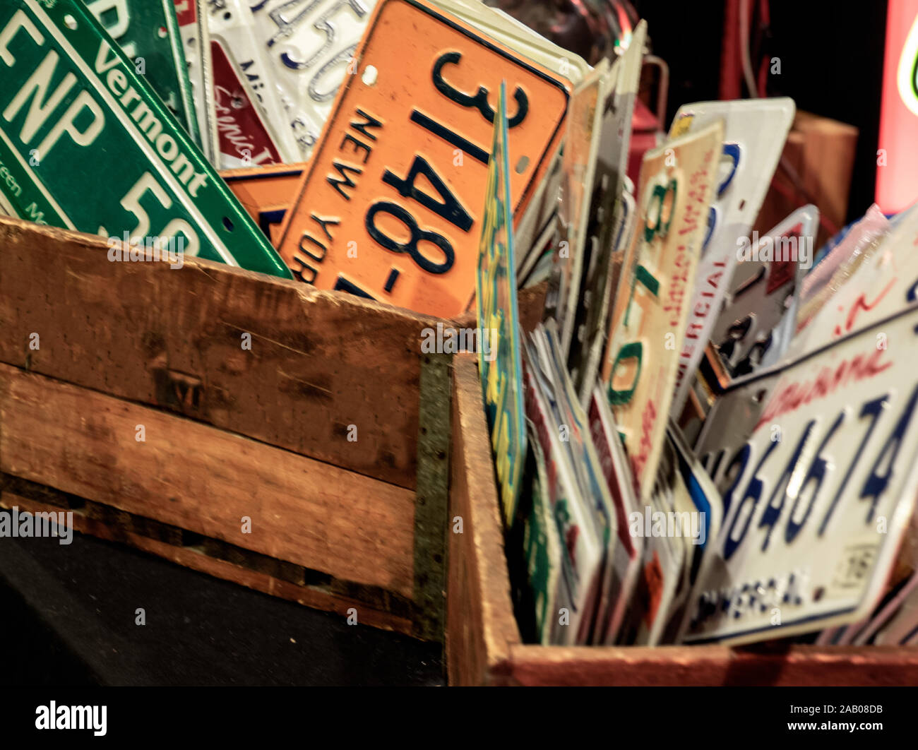 Usa car number plates hi-res stock photography and images - Alamy